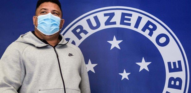 Novo Escudo Do Cruzeiro Veja Se Ronaldo Fenômeno Pode Mudar Escudo Da
