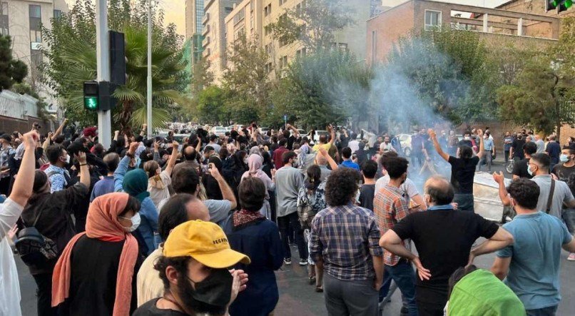 Mahsa Amini Entenda Os Protestos Após Morte De Mulher No Irã
