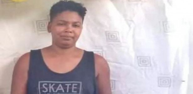 Mulher é Assassinada A Tiros Em Praça Durante Comemoração De