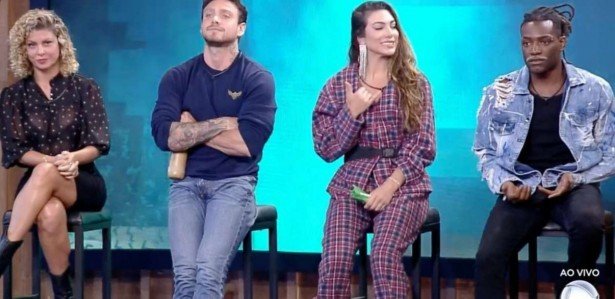 QUEM FOI PARA A ROÇA ONTEM NA FAZENDA? Votação UOL aponta quem pode ser ... QUEM FOI PARA A ROÇA ONTEM NA FAZENDA? Votação UOL aponta quem pode ser ...